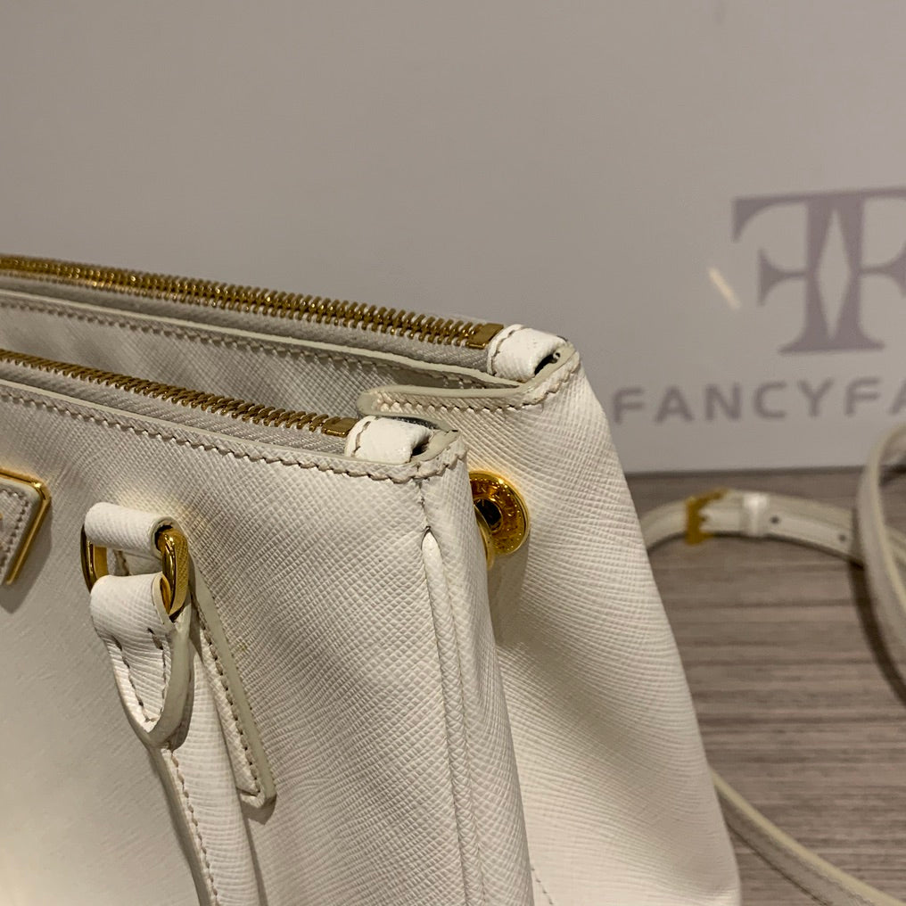 PRADA SAFFIANO LEATHER MINI WHITE WITH STRAP – FancyFairy